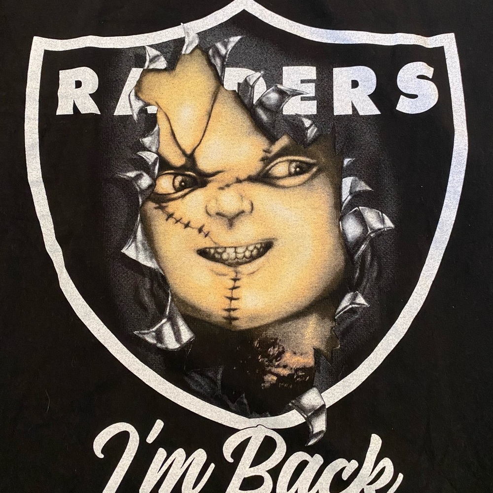 Vintage 2000s Raiders Horror Chucky I’m Back Shirt Me… - Gem